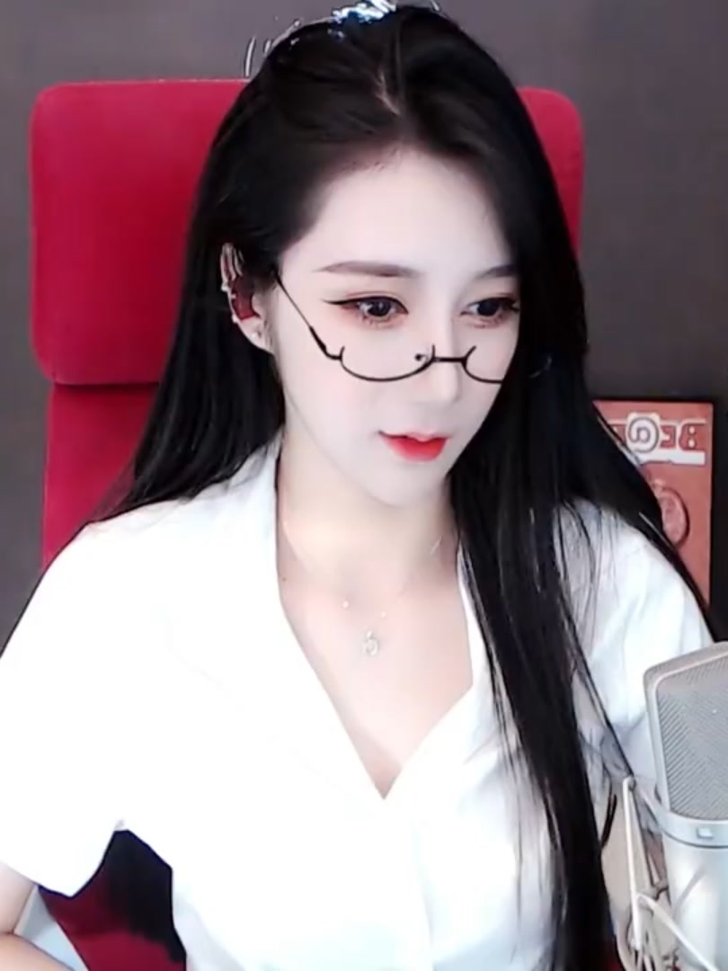 AcFun弹幕视频网 - 认真你就输啦 (・ω・)ノ- ( ゜- ゜)つロ